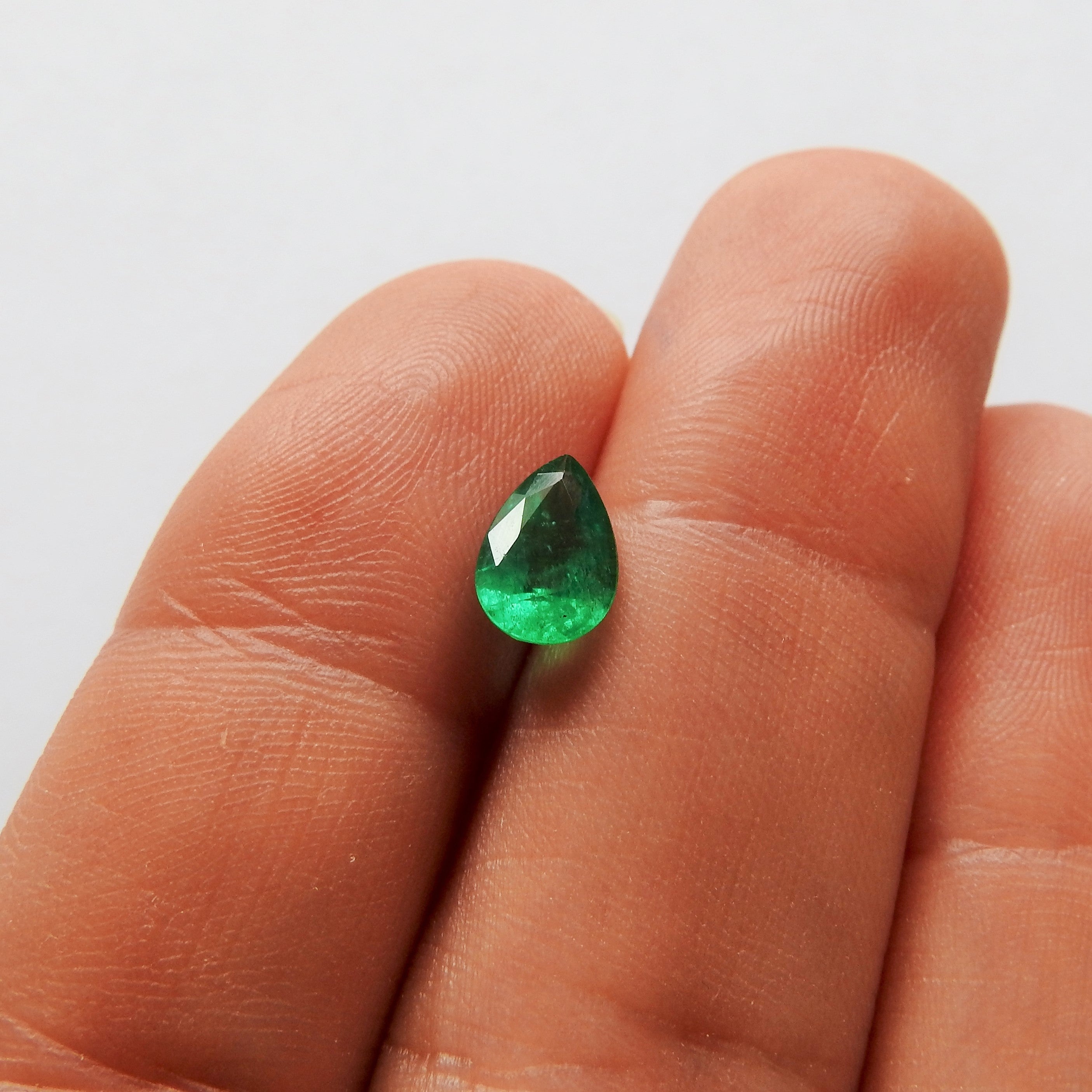 Unlocking Gemstone Secrets: Choosing Your Perfect Stone ...